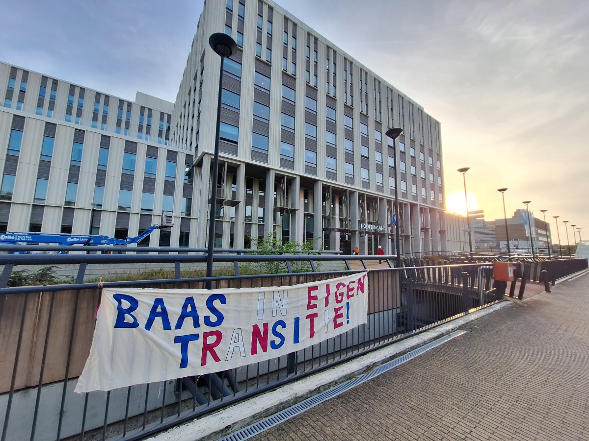Trans healthcare now! A 1050 minutes long demonstration in front of ...